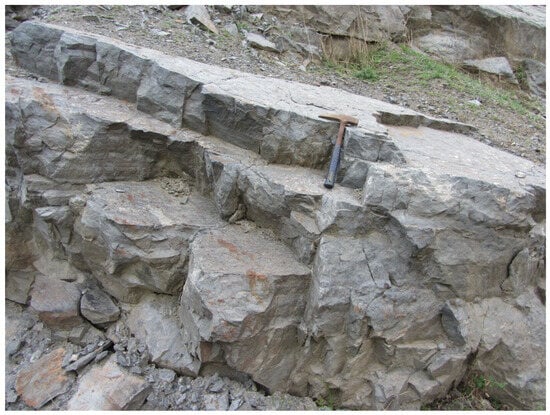 The Influence of Strain Rate Variations on Bonded-Particle Models in ...